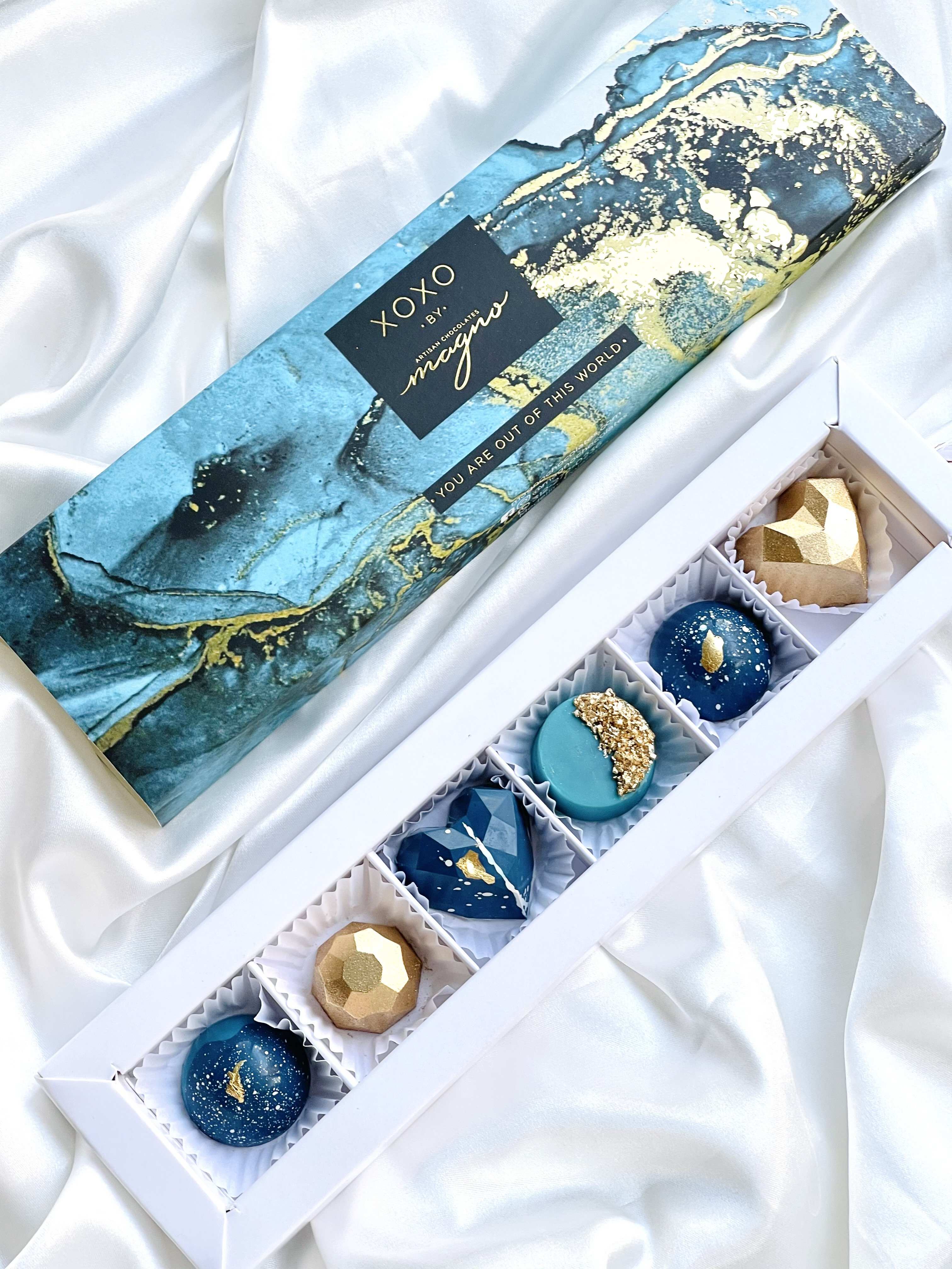 XOXO (6 pcs) – Magno Artisan Chocolates